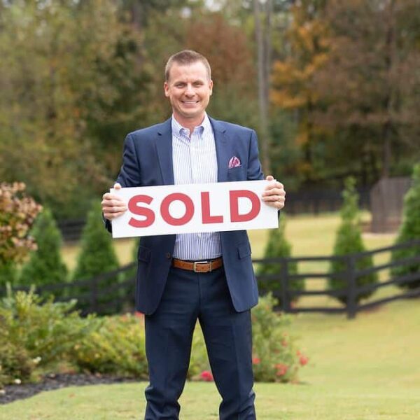 Real Estate Agent The Famous Things