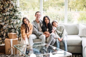 Suzy Lamb Net Worth 2022| Age, Career, And Family - The Famous Things